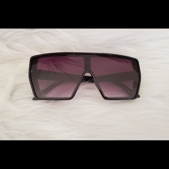Accessories | Stunnas Black | Poshmark